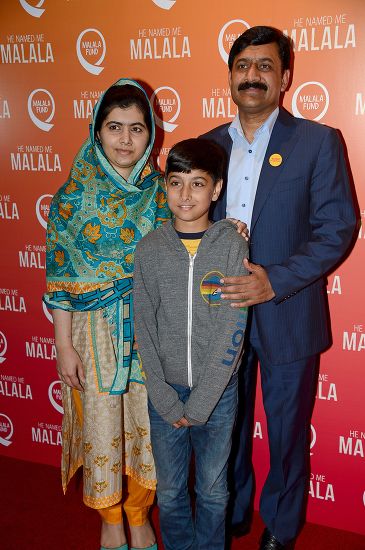 Malala Yousafzai Ziauddin Yousafzai Atal Khan Editorial Stock Photo ...