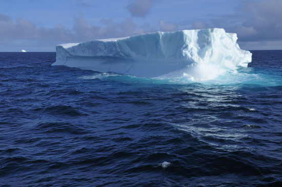 Iceberg Davis Strait Off Baffin Island Editorial Stock Photo - Stock ...