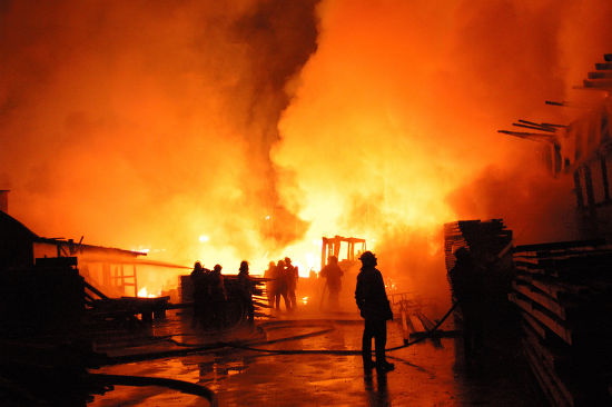 Large Fire Sawmill Burkhardtsmuehle Near Aichtalaich Editorial Stock ...