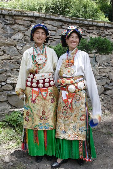 Jia Rong Tibetan Women Costume Zhuokeji Editorial Stock Photo - Stock ...