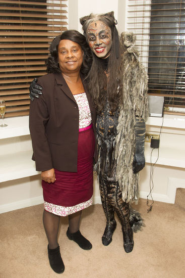Doreen Lawrence Beverley Knight Grizabella Backstage Editorial Stock ...