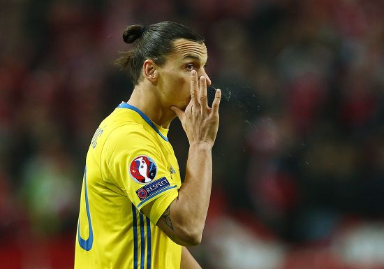 Zlatan Ibrahimovic Sweden Clears His Nose Editorial Stock Photo - Stock ...