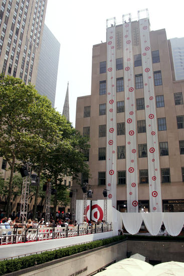 Target Vertical Fashion Show Featured Troupe Editorial Stock Photo ...