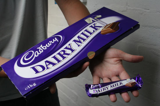 Supersize 1 Kilo Chocolate Bar Versus Editorial Stock Photo - Stock ...