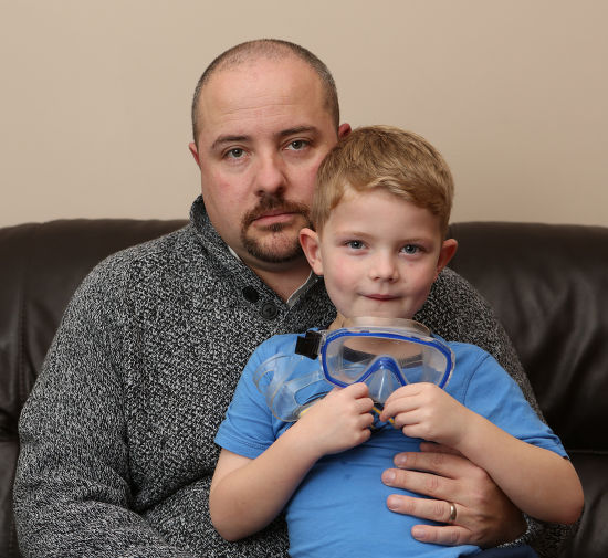 Kevin Morris 5yearold Son Toby Goggles Editorial Stock Photo - Stock ...