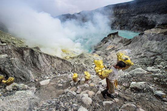 Miner Carying Sulphur Rocks a Volcanic Editorial Stock Photo - Stock ...