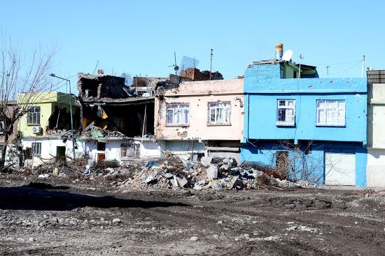 Damaged Destructed Houses Diyarbakirs Sur District Editorial Stock ...