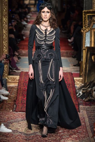 Anna Van Ravenstein On Catwalk Editorial Stock Photo - Stock Image ...
