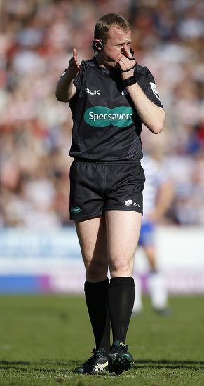 Referee Robert Hicks Pix Magi Haroun Editorial Stock Photo - Stock ...