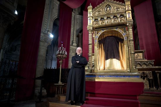 Presentation Holy Tunic Christ Restored Presented Editorial Stock Photo ...