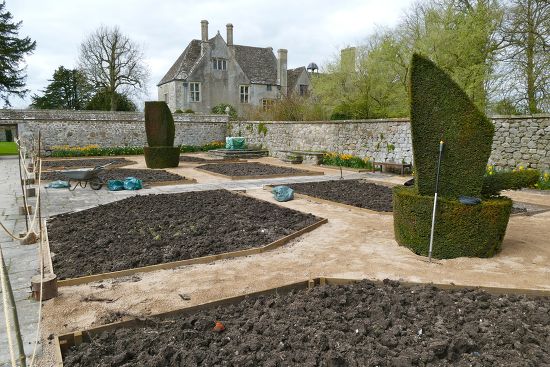 Freshly Dug Out Box Hedging Beds Editorial Stock Photo - Stock Image ...