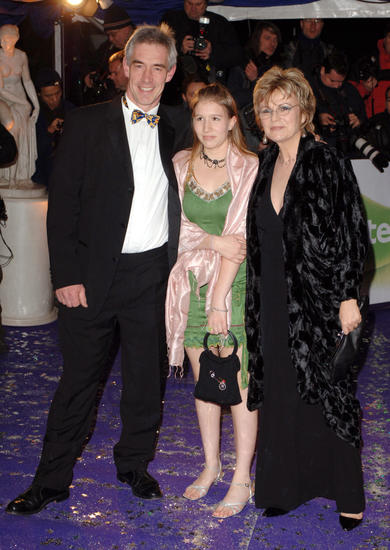 Grant Roffey Maisie Roffey Julie Walters - Foto de stock de contenido ...