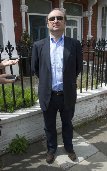 Alan Bercow Outside His Chiswick Home Redaktionelles Stockfoto ...