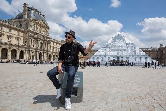 French Artist Photographer Jr Front Louvre Editorial Stock Photo ...