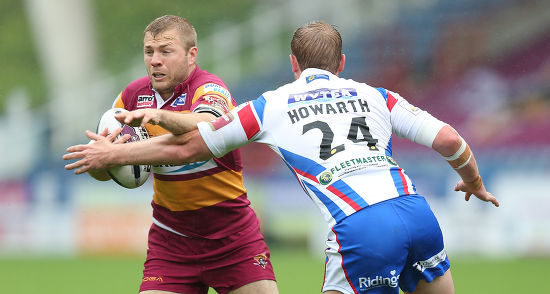 Stuart Howarth Tackles Giants Ryan Hinchcliffe Editorial Stock Photo - Stock Image | Shutterstock