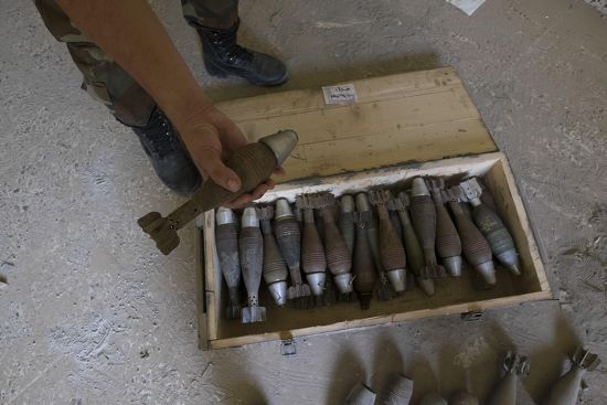 Iraqi Soldier Shows Mortar Shell House Editorial Stock Photo - Stock ...
