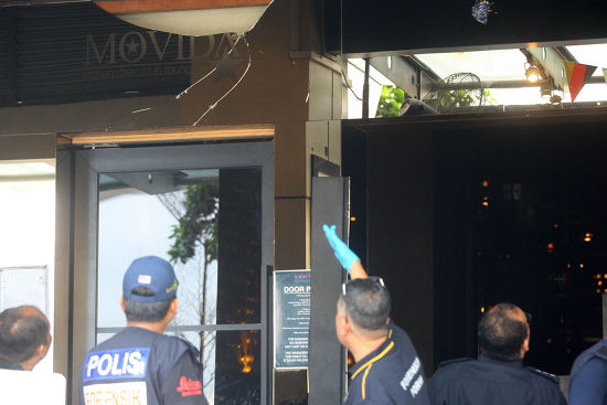 Policemen Inspect Explosion Site Puchong Malaysia Editorial Stock Photo ...