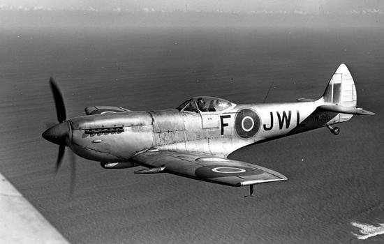 Raf Vickers Armstrong Supermarine Spitfire Lf Editorial Stock Photo ...