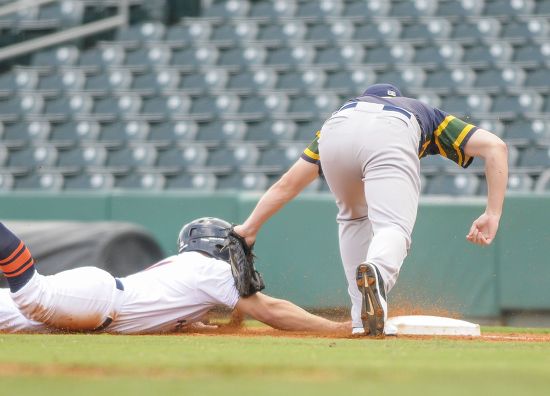 Beloit Snappers First Baseman Chris Iriart Editorial Stock Photo ...