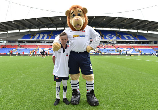 Mascots Lofty Lion Before Preseason 20162017 Editorial Stock Photo ...