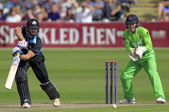 Ross Whiteley Worcestershire Rapids Action Tom Editorial Stock Photo ...