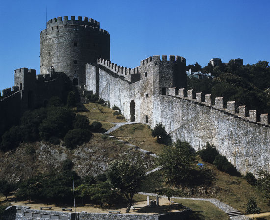 Rumeli Hisar Built By Sultan Mehmet Editorial Stock Photo - Stock Image ...
