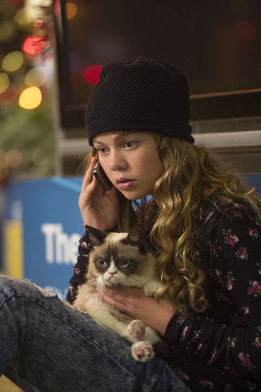 Grumpy Cat Aubrey Plaza Megan Charpentier Editorial Stock Photo - Stock ...