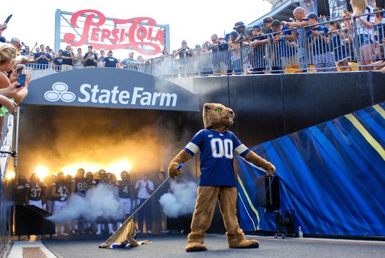 Pitt Mascot Editorial Stock Photo - Stock Image | Shutterstock