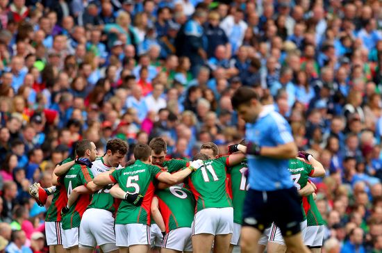 Dublin Vs Mayo Mayo Team Huddle Editorial Stock Photo - Stock Image ...