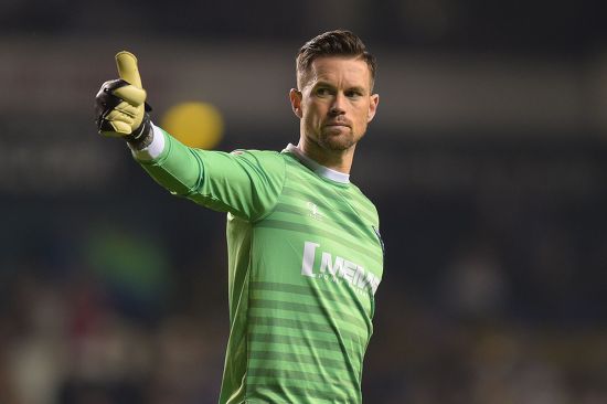 Gillingham Goalkeeper Stuart Nelson Gives Thumbsup Editorial Stock ...