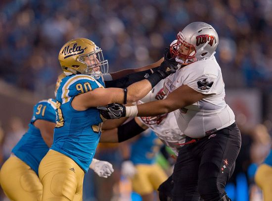 Ucla Defensive Lineman 90 Rick Wade Editorial Stock Photo - Stock Image ...