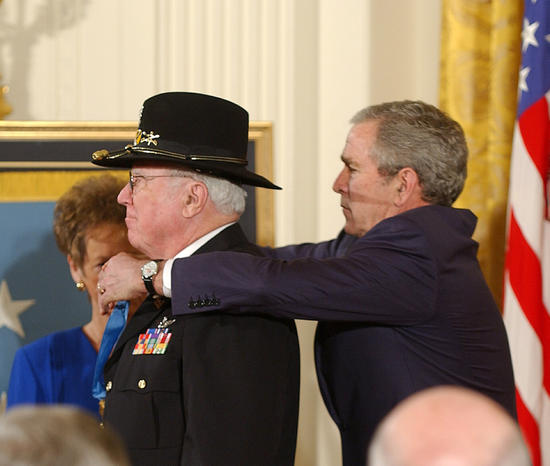 Lieutenant Colonel Bruce Crandall Receives Medal Editorial Stock Photo ...