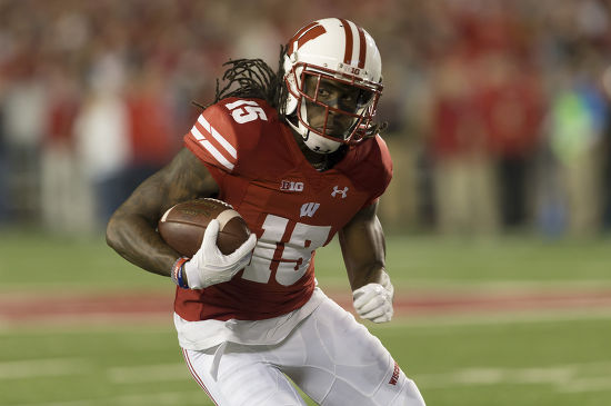 Wisconsin Badgers Wide Receiver Robert Wheelwright Editorial Stock ...