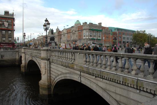 Oconnell Bridge Over River Liffey Dublin Editorial Stock Photo - Stock ...