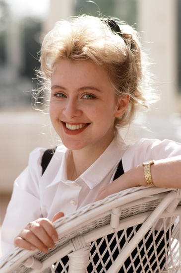 Life After Life Barbara Durkin Redaktionelles Stockfoto – Stockbild ...