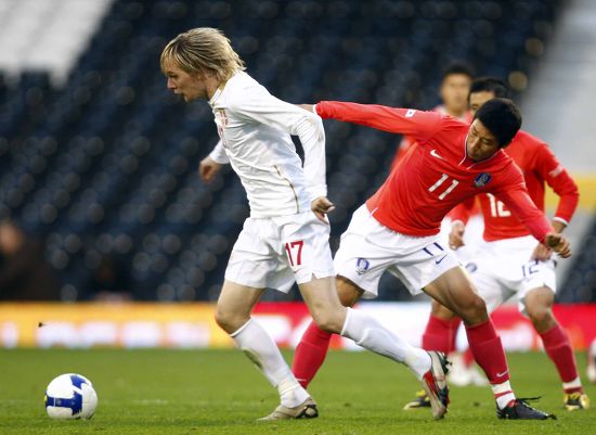 Football Milos Krasic Serbia Beats Lee Editorial Stock Photo - Stock ...