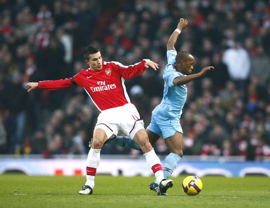 West Hams Savio Nsereko Arsenals Robin Editorial Stock Photo - Stock ...