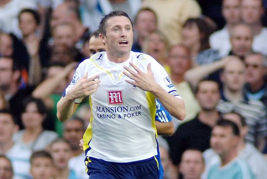 Robbie Keane Spurs Runs After Referee Editorial Stock Photo - Stock ...