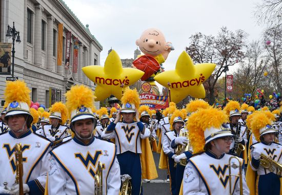 Charlie Brown Float Takes Part Thanksgiving Editorial Stock Photo ...