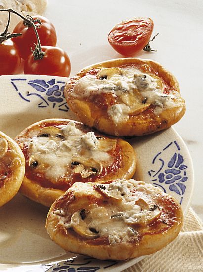 Mini Pizzas Gorgonzola Italy Editorial Stock Photo - Stock Image ...