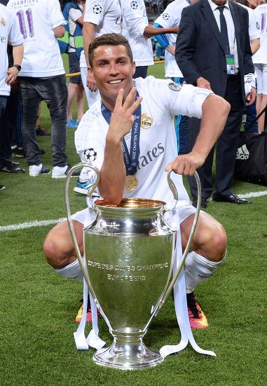 Cristiano Ronaldo Real Madrid Posing Trophy Editorial Stock Photo ...