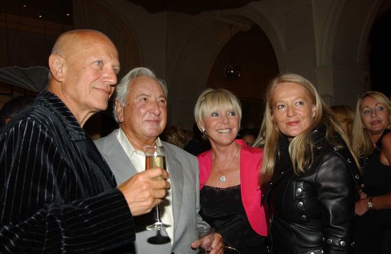 Steven Berkoff Michael Winner Geraldine Lyntonedwards Editorial Stock ...