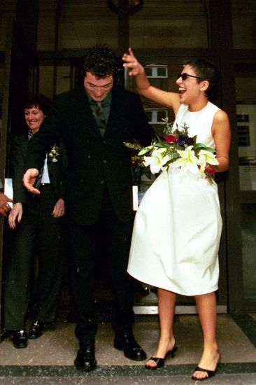 Rufus Sewell Marries Girlfriend Yasmin Abdullah - Foto de stock de ...