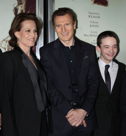 Sigourney Weaver Liam Neeson Lewis Macdougall Editorial Stock Photo ...
