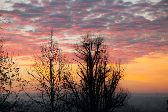 Firesky Stunning Colours During Sunrise Wimbledon Editorial Stock Photo ...