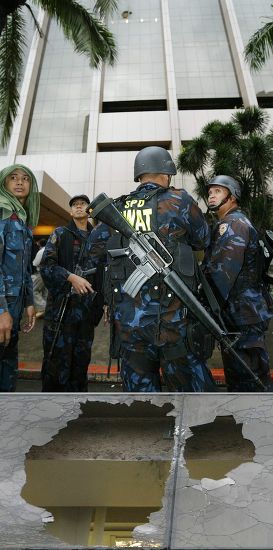Photo Combination Shows Police Securing Perimeter Editorial Stock Photo ...