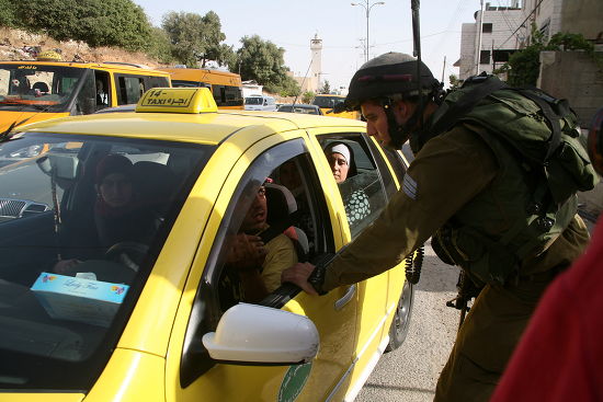 Israeli Soldier Speaks Taxi Driver West Editorial Stock Photo - Stock ...