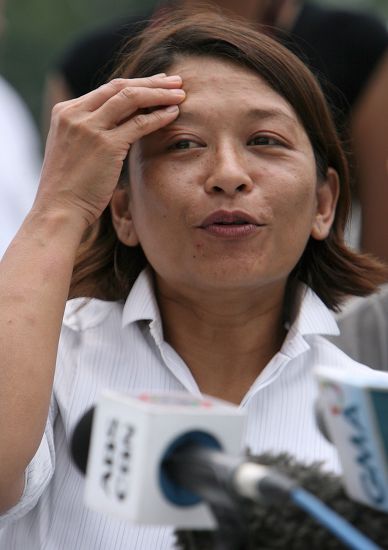 Filipino Ces Drilon Senior Reporter Radio Editorial Stock Photo - Stock ...