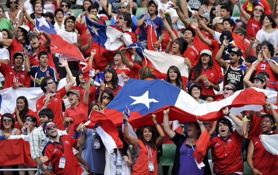 Chilean Supporters Cheer Their Compatriot Fernando Editorial Stock ...