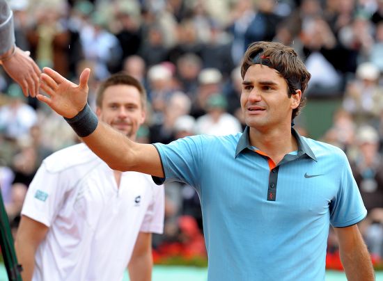 Roger Federer Switzerland R Shakes Hands Editorial Stock Photo - Stock ...